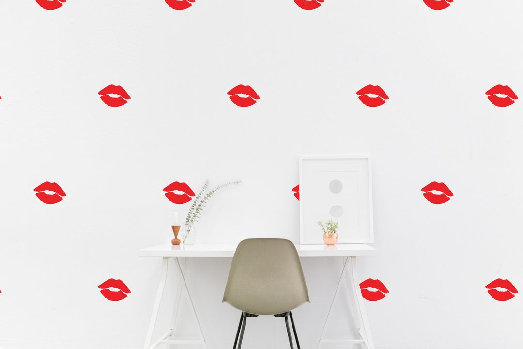 Lips Kiss Wall Decal Pattern Kissing Kids Room Love Wall Sticker Kissy ...