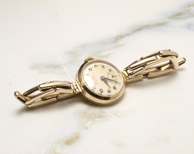 Vintage Ladies Gold Watch by AVIA - Etsy