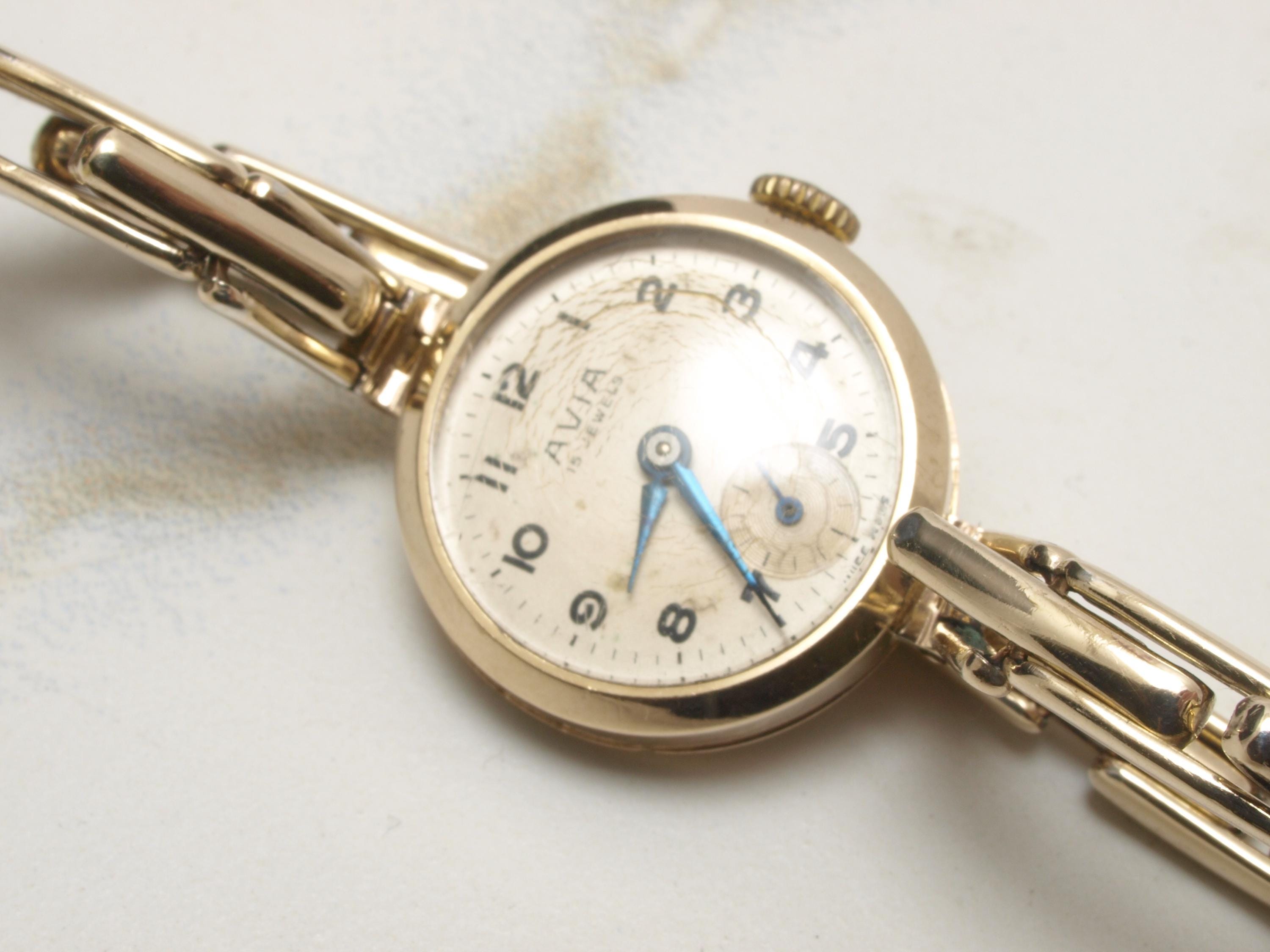Vintage Ladies Gold Watch by AVIA - Etsy