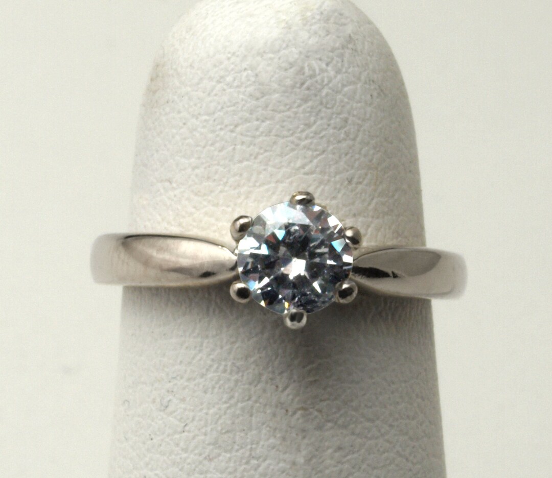 18ct White Gold Faux Diamond Solitaire Ring - Etsy