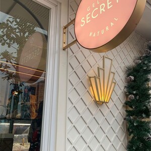 Outdoor Round Exterior Circle Sign and Illuminated Round Light Box ...