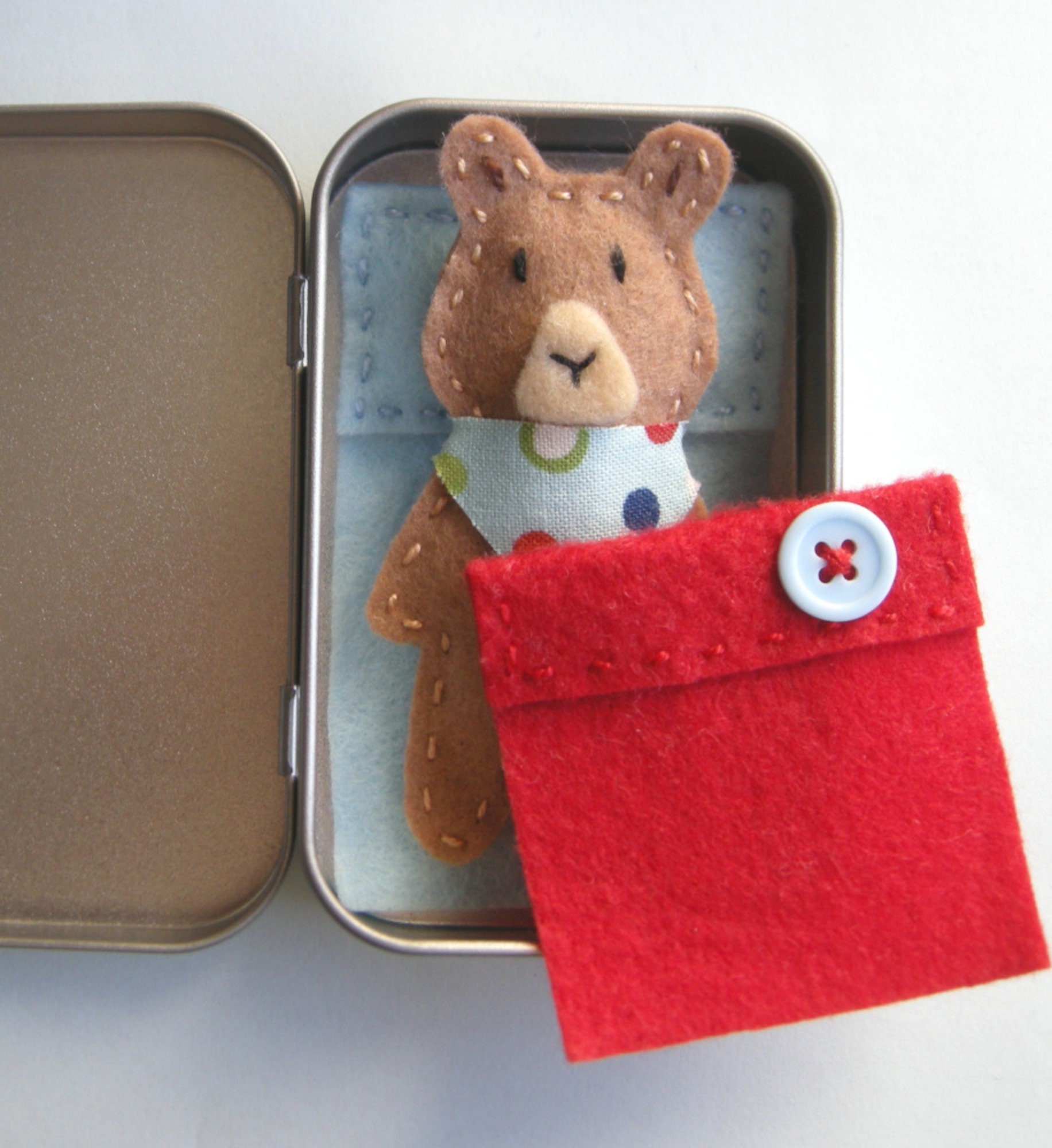Pocket Pal Bear Craft Kit, Bear Sewing Kit, Craft Kit in a Tin, Sewing ...