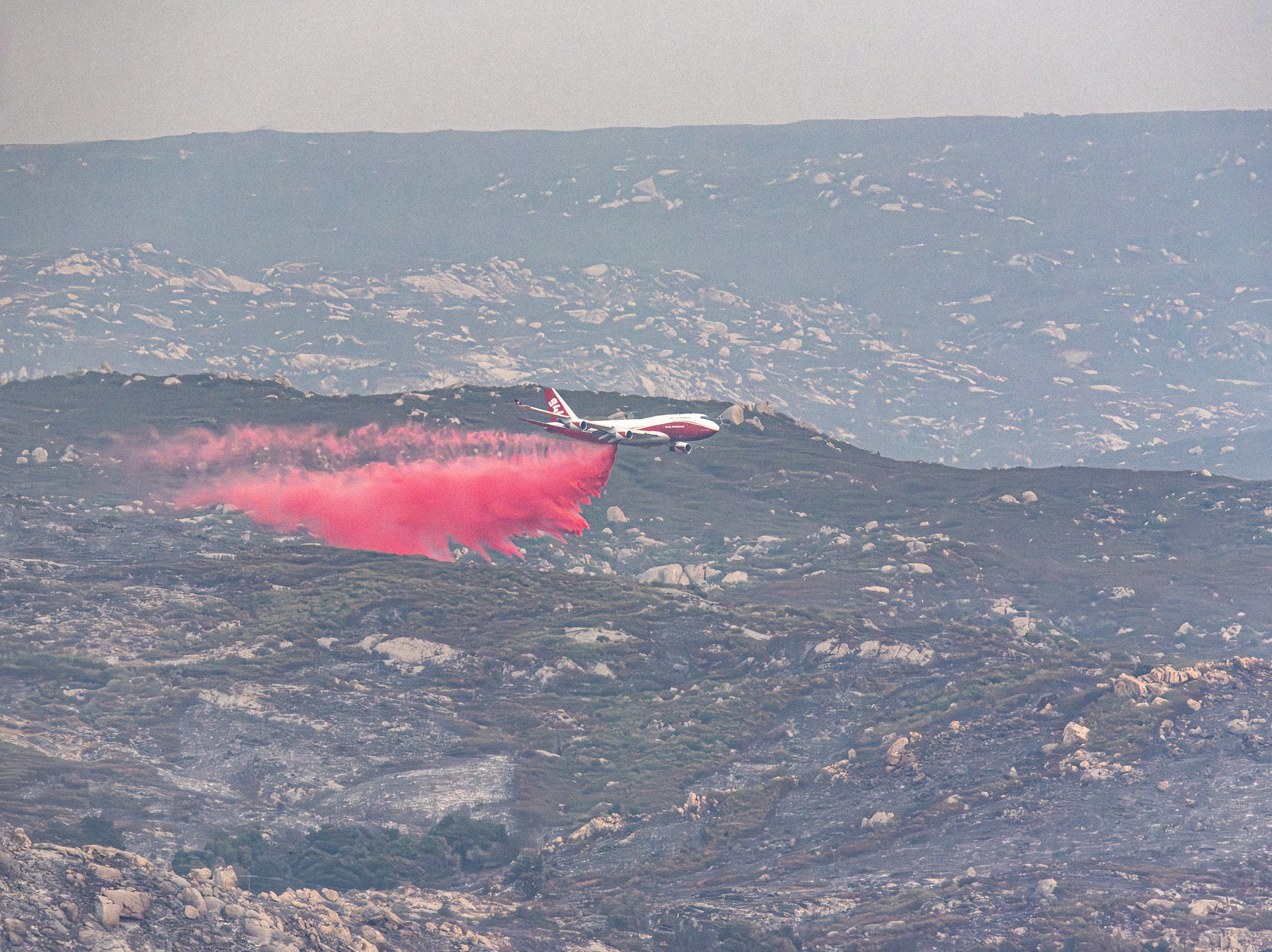Boeing 747 Supertanker Firefighting Valley Fire California 2020 ...