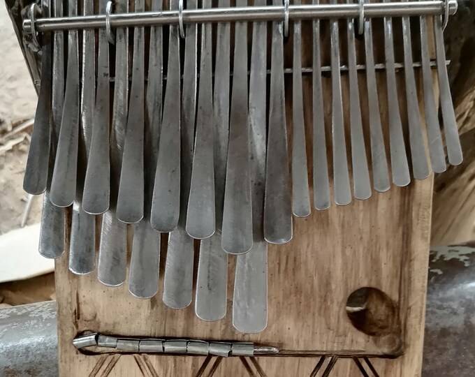 23 Key Shona ELECTRIC Mbira Nhare Tuning 'voice of the Ancestors ...