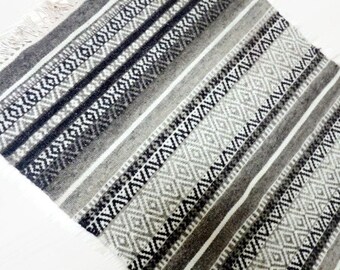 Woven rag rugs | Etsy