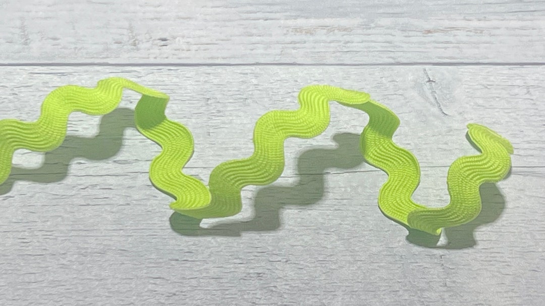 3/4" Wide Riley Blake Design Sew Together Ric Rac-apple - Etsy