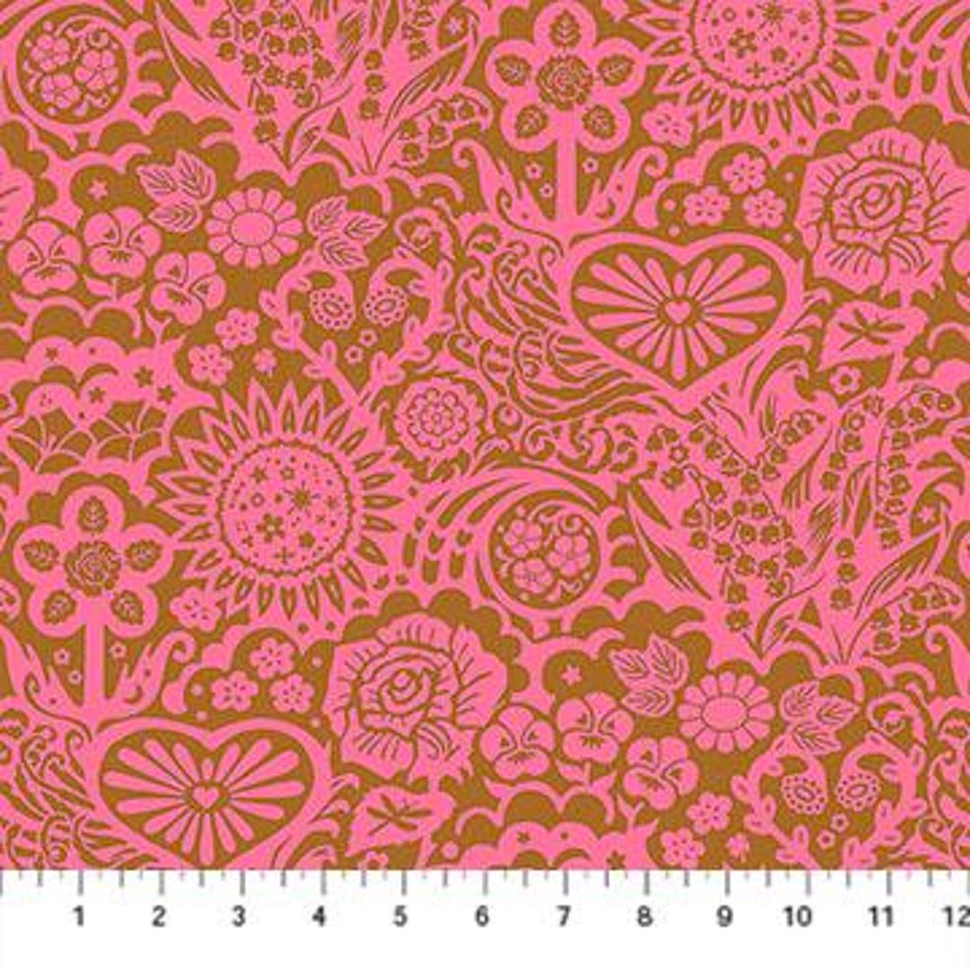 Yesterday- Coral Big Heaven: Sold by the 1/2 Yard - Etsy