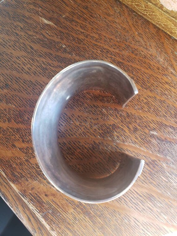 Vintage Sterling Silver Wide Concave Cuff - Gem