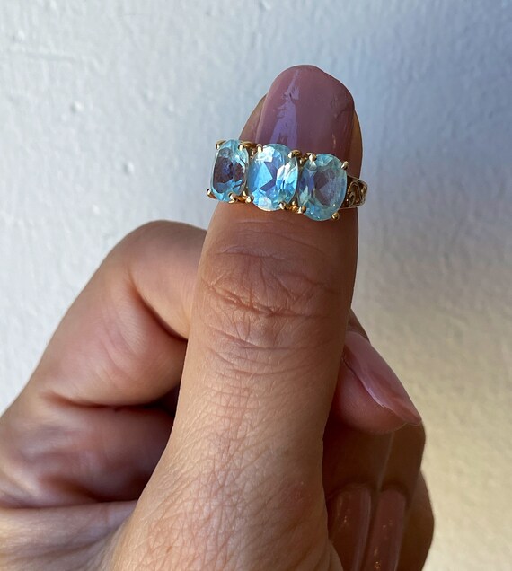 14k Gold Triple Stone Aquamarine Ring - Gem