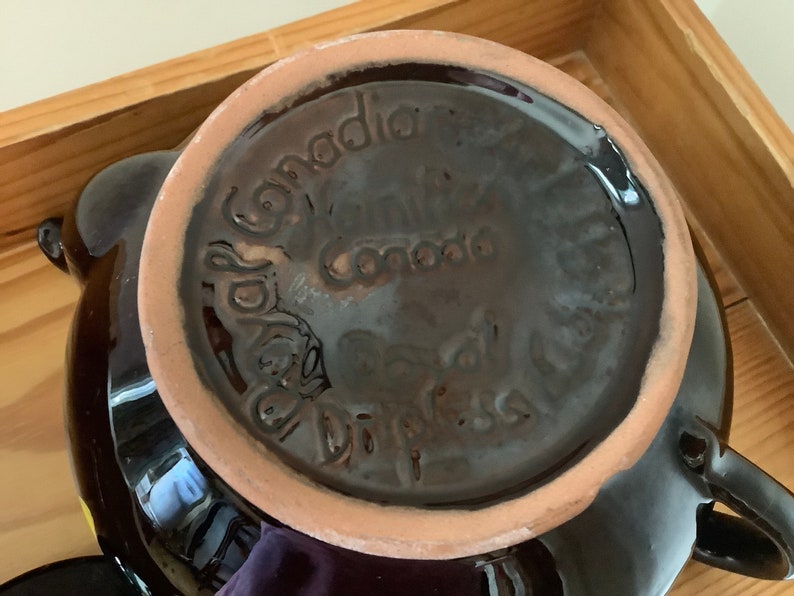 Royal Canadian Art Pottery Hamilton Canada Dripless Brown Glaze Teapot ...