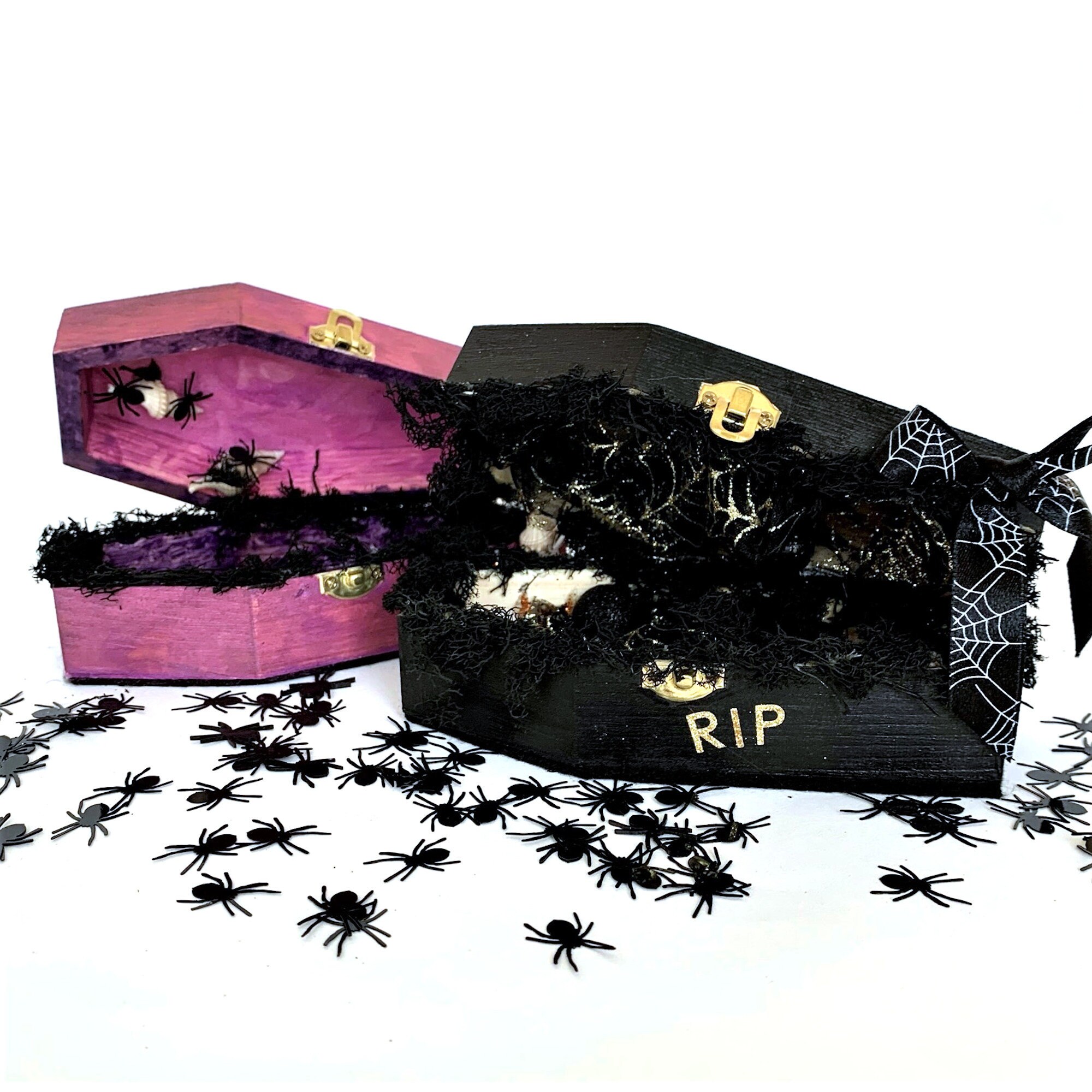 Coffin Gifts, Macabre Spa Box With Bath Bombs and Tub Tea, Halloween ...