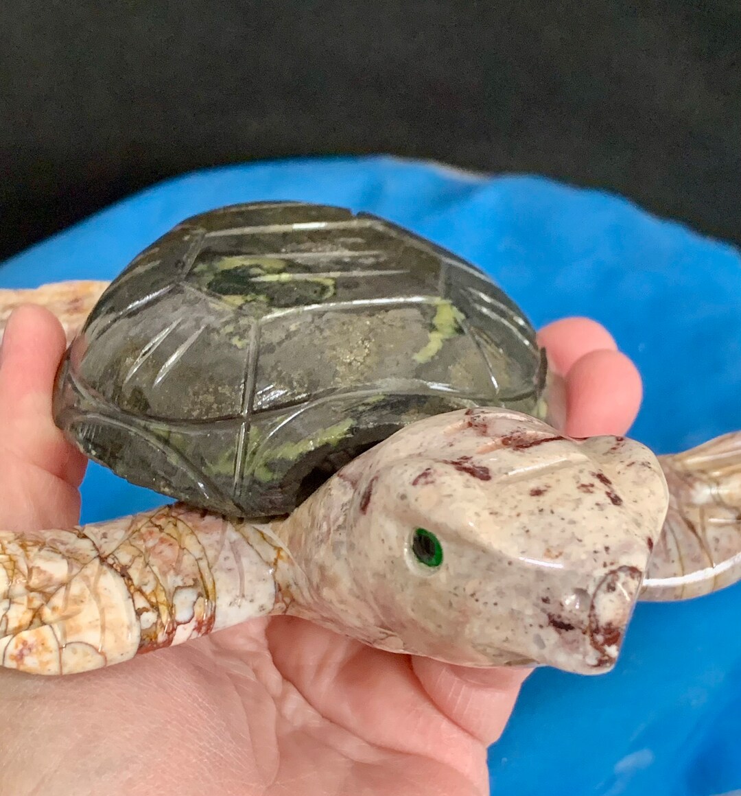 Peruvian Soapstone and Aventurine Carved Sea Turtle - Etsy