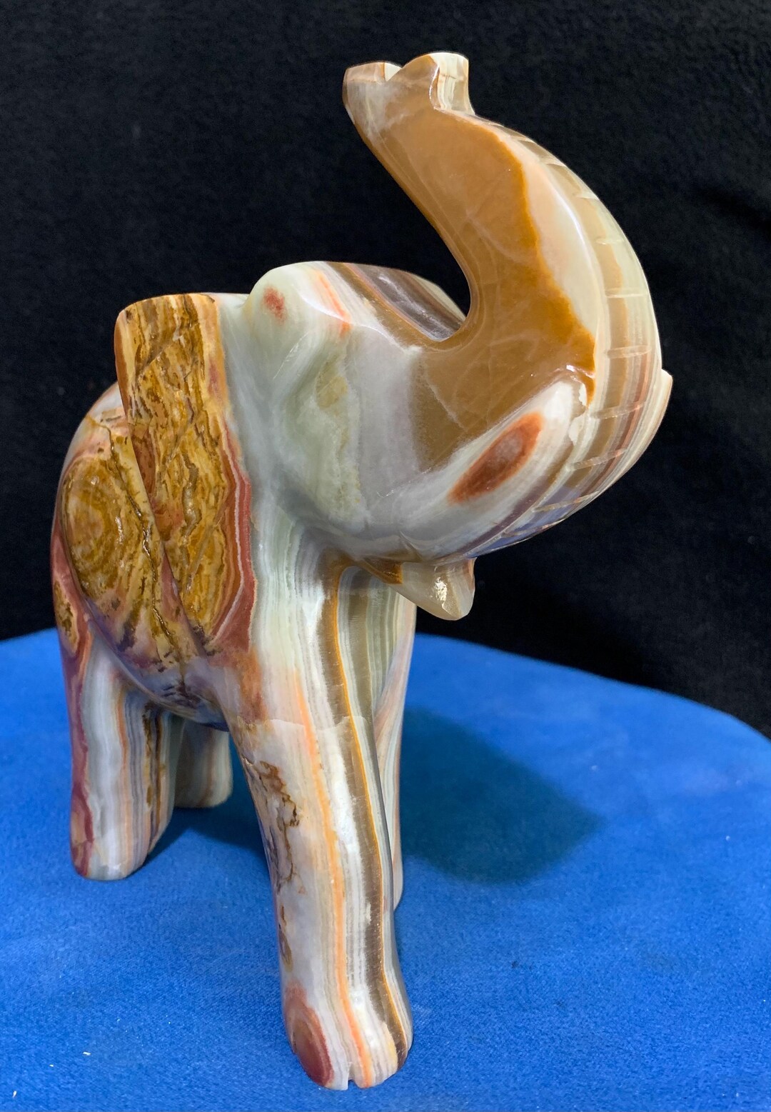 Peruvian Banded Onyx Elephant Carving - Etsy