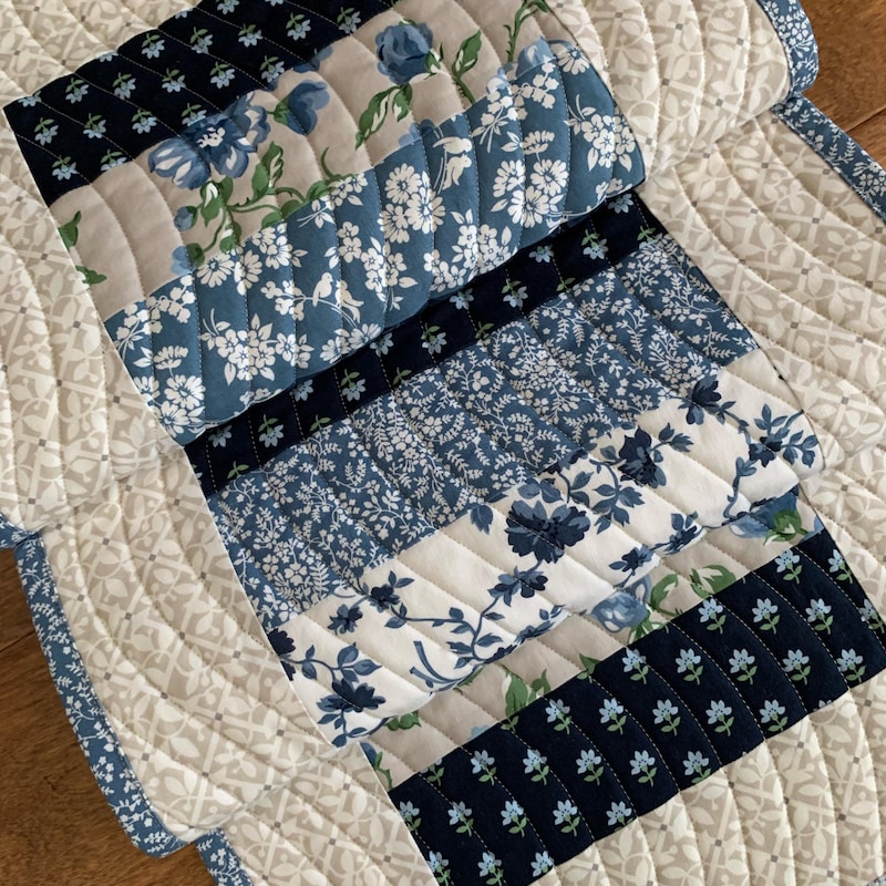 Quilted Table Runner - Etsy
