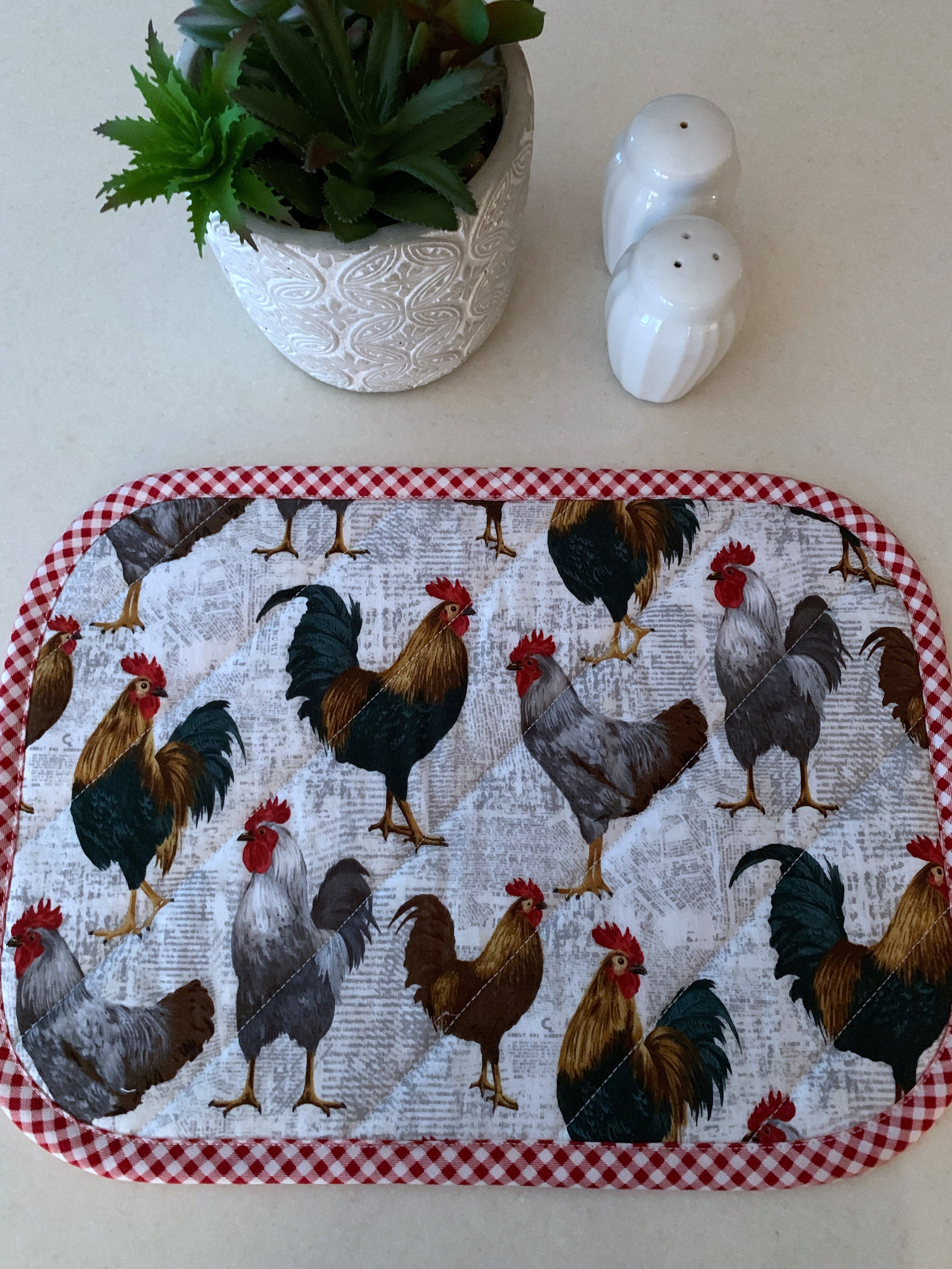 Casserole Hot Pad, Chickens, Rooster, Farmhouse Kitchen, Quilted ...