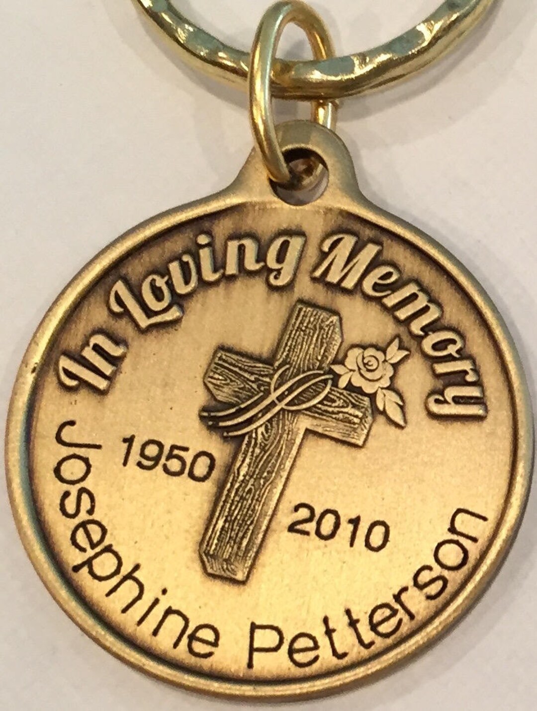 In Loving Memory Engraved Cross Rose Memorial Bronze Keychain ...