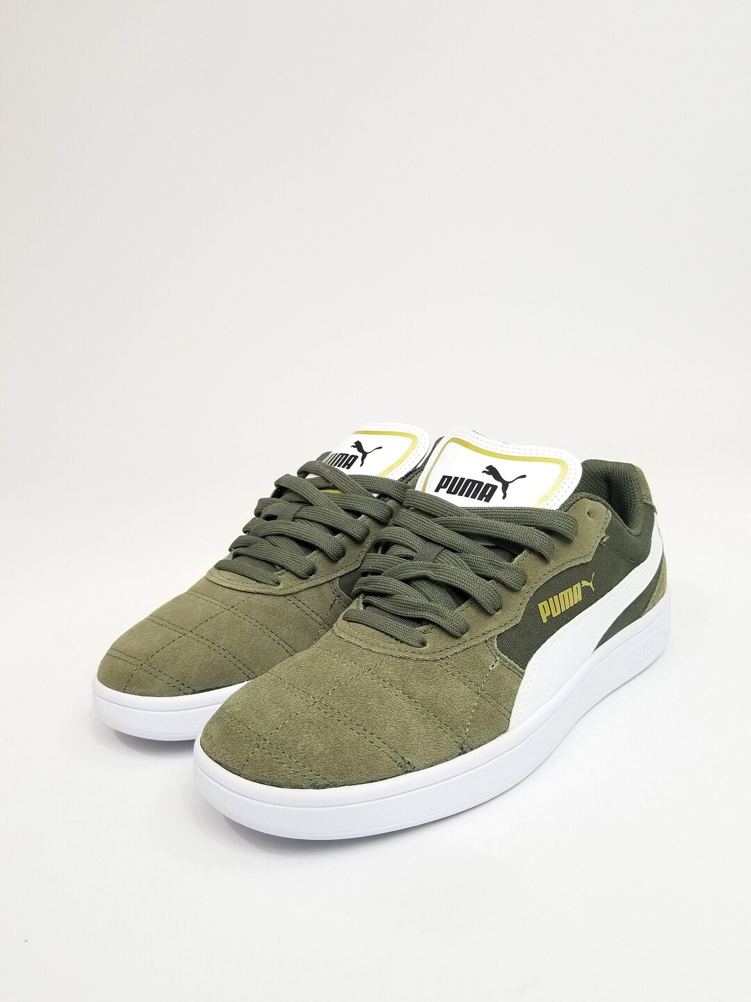 Puma Astro Kick Low forest Night White Gold Soccer - Etsy