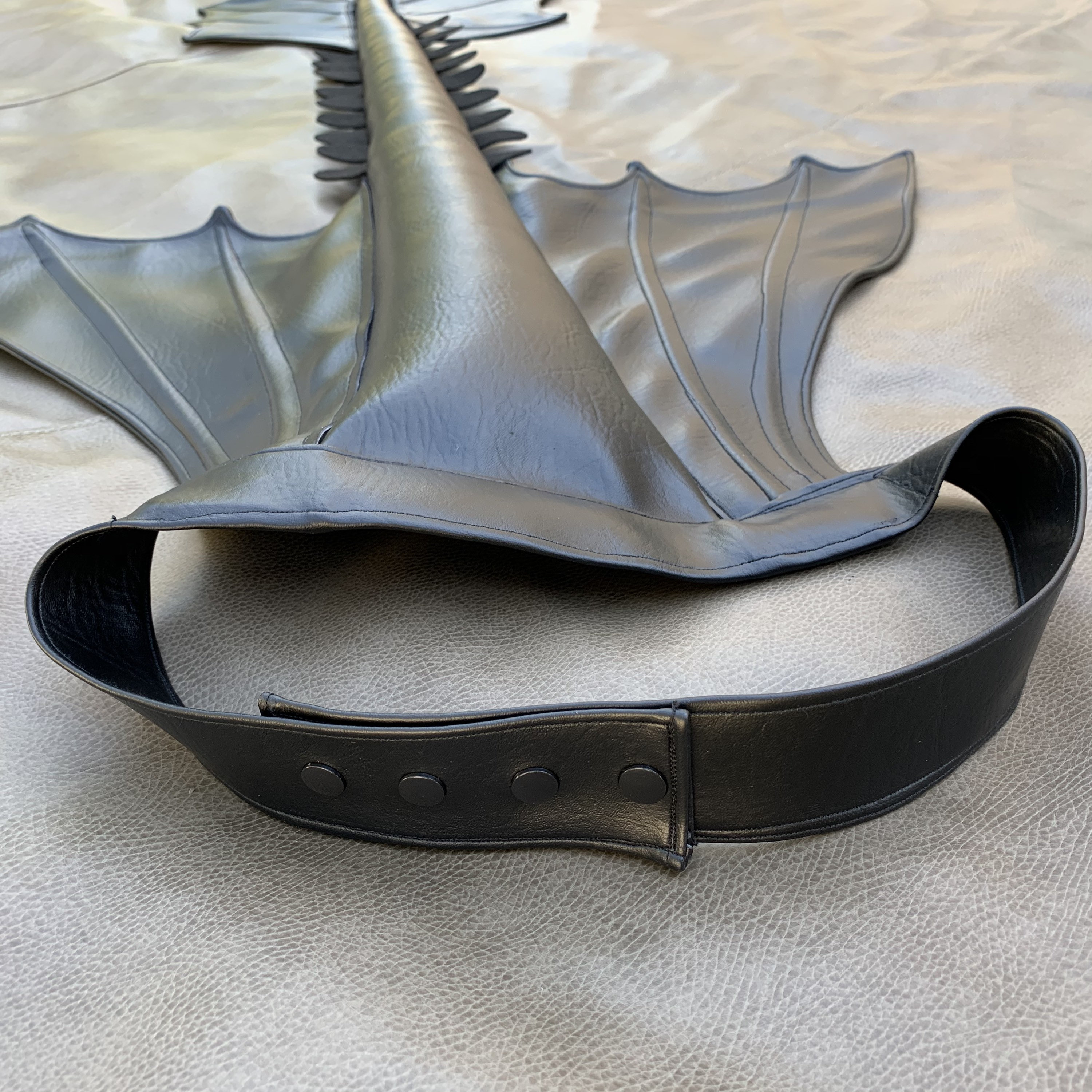 All Black Toothless Tail. How to Train Your Dragon. Alpha Option ...