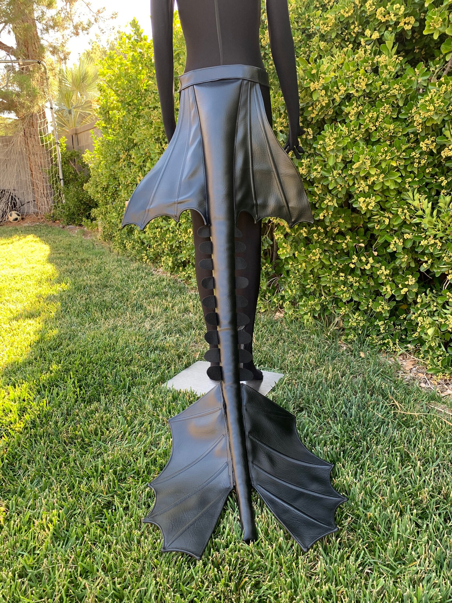 All Black Toothless Tail. How to Train Your Dragon. Alpha Option ...