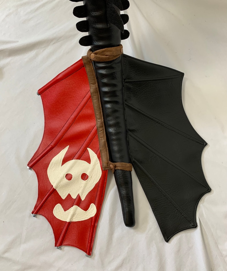 Toothless Tail. How to Train Your Dragon. Black AND Red Fins. - Etsy