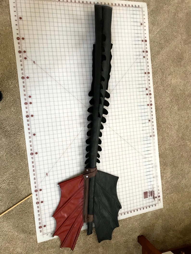 Toothless tail. How to train your dragon. Alpha option. Dragon | Etsy