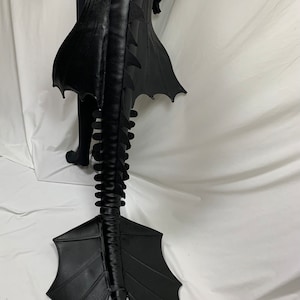 All Black Toothless Tail. How to Train Your Dragon. Alpha Option ...