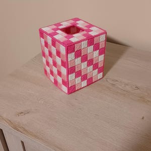 Pink Checkered Tissue Box - Etsy