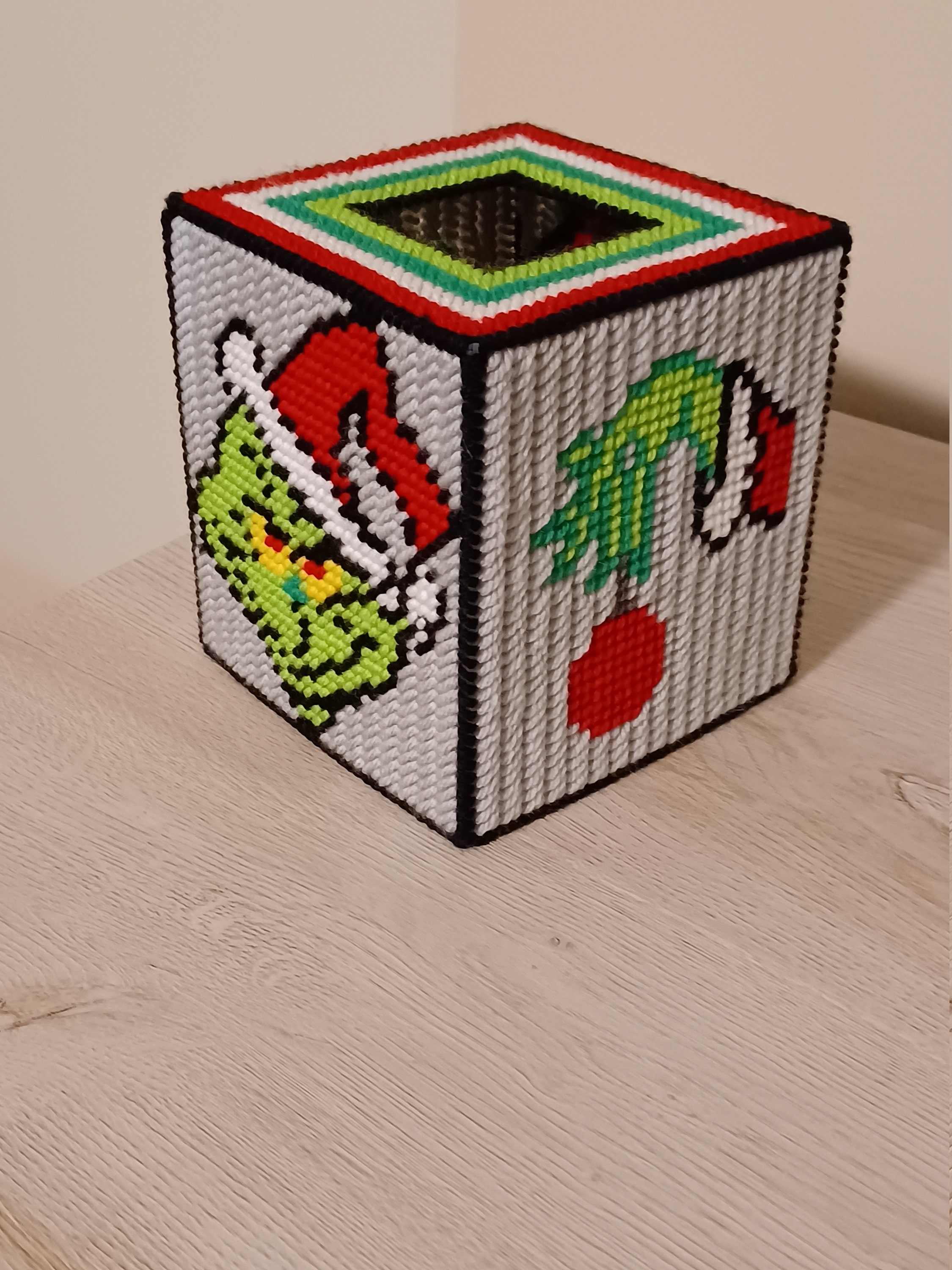 Grinch Tissue Box Cover - Etsy