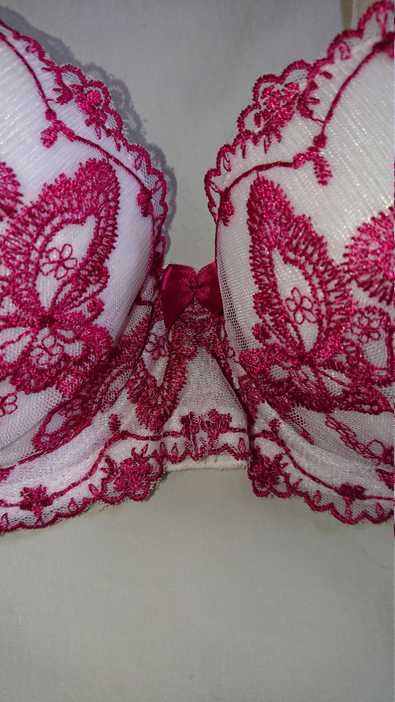 Vintage Bra From Japan Size 12C Aus And 34C US UK E75 Japan Etsy vintage-bra-from-japan-size-12c-aus-and-34c-us-uk-e75-japan-etsy