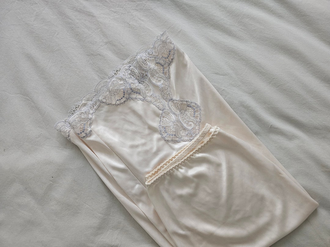 Half Slip Petticoat by Charnos Lingerie size 12-14 Aus/uk & 6-7/US ...