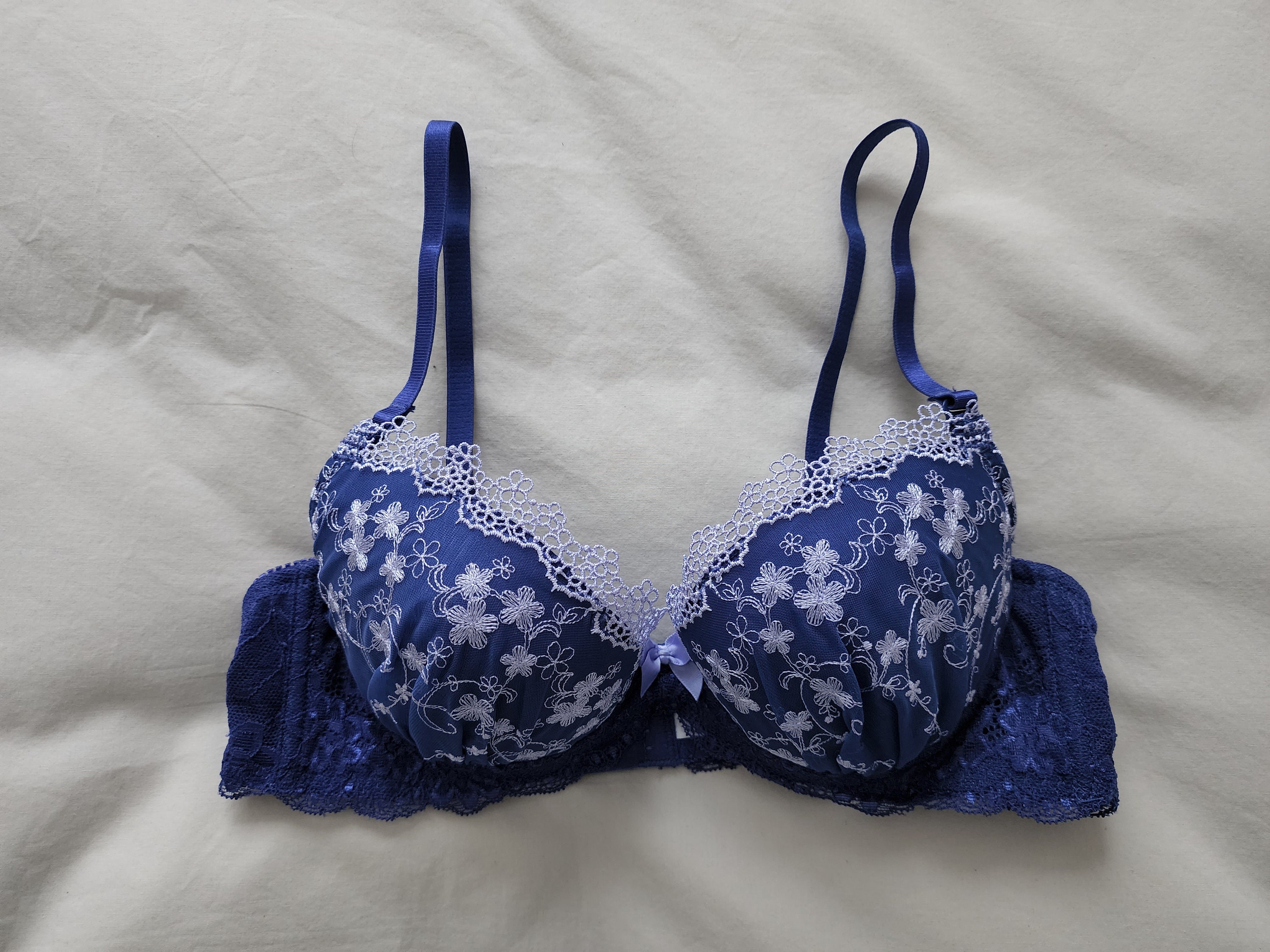 34a Breast Size Pictures