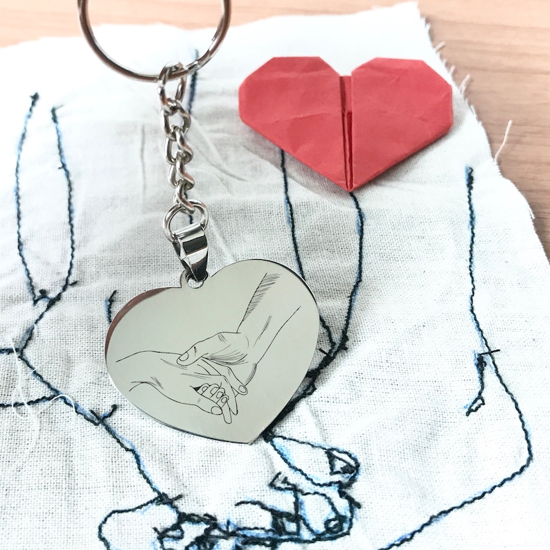 Hands Holding Forever Heart Shape Charm Keychain for Valentines Day ...
