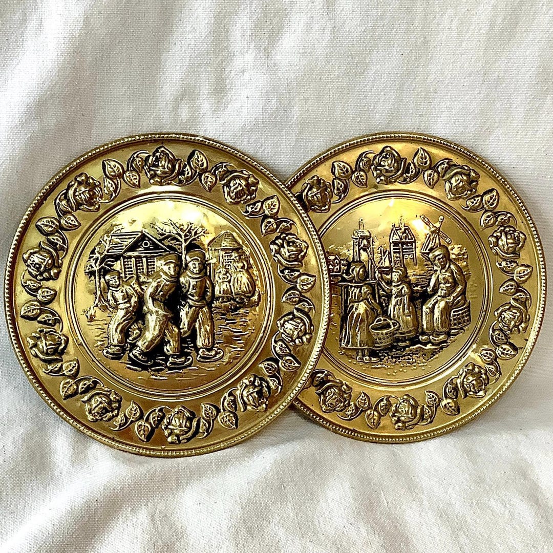 Set of 2 Brass Wall Plaques, Pair of Brass Dutch Scene Round Wall Decor ...