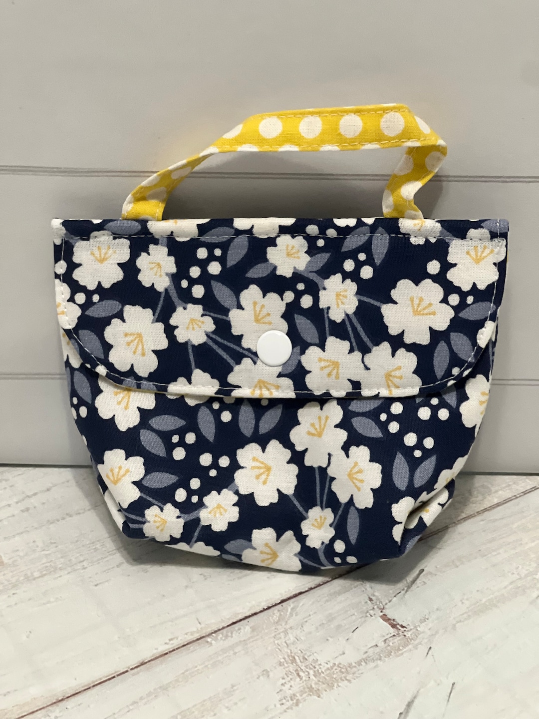 Navy Daisy Mini Bag - Etsy