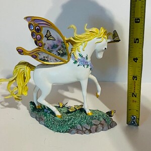 Unicorn Figurine Pegasus Hamilton Collection Flights Fancy Graceful ...