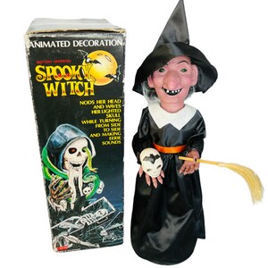 Halloween Spooky Witch Figure Vtg Battery Operated Box 15" Skull Broom ...