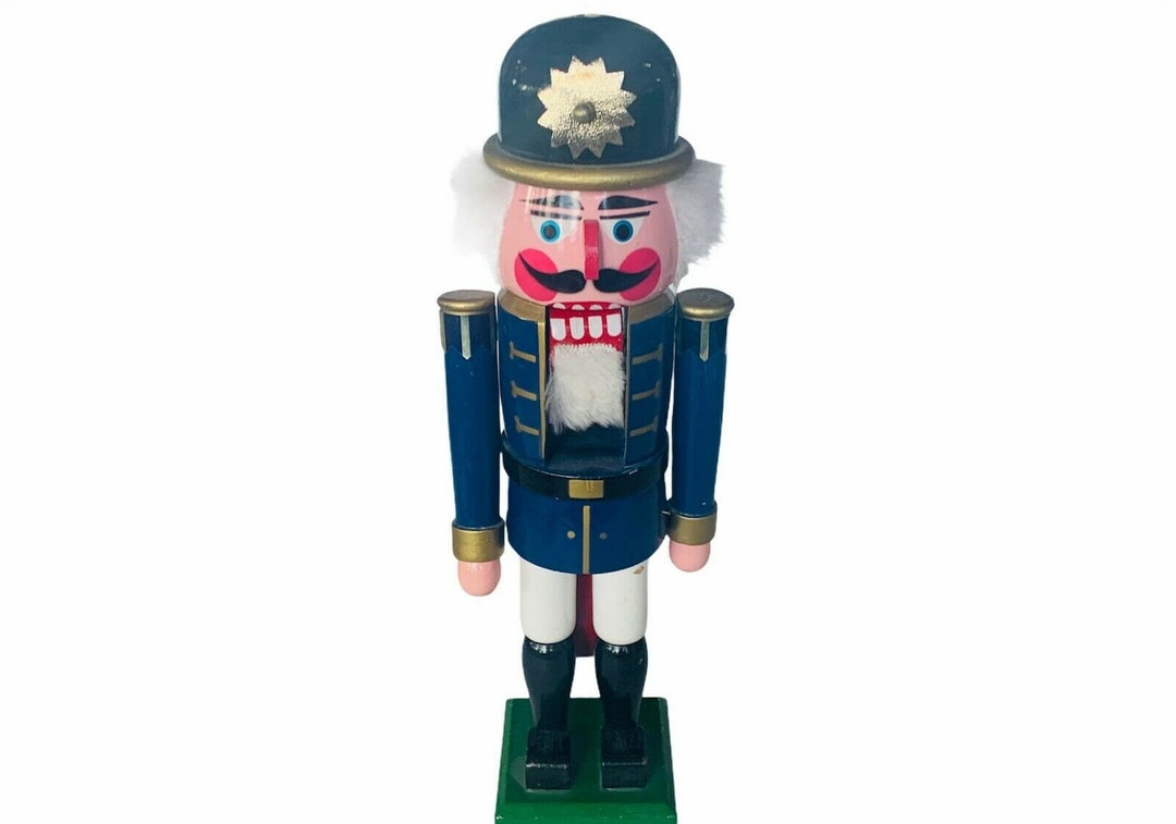 Nutcracker Police Cop Vtg Christmas Holiday Figurine Decor Policeman 13 ...
