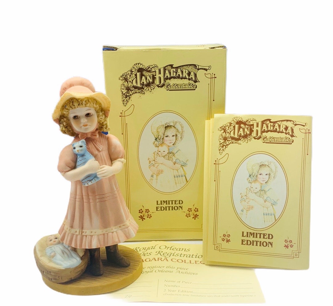 JAN HAGARA FIGURINE Vintage 1985 Porcelain Statue Victorian Sculpture ...