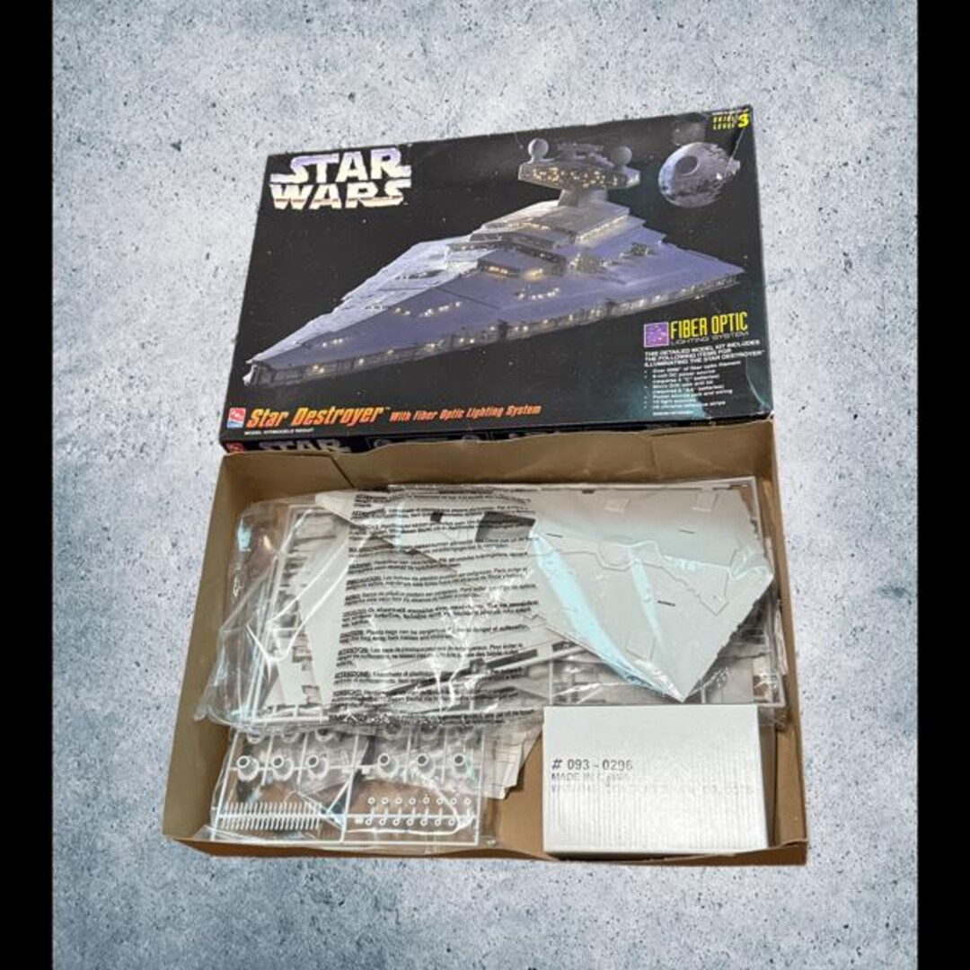Vintage AMT Star Wars Model Kit Set ERTL Star Destroyer 1995 Fiber ...