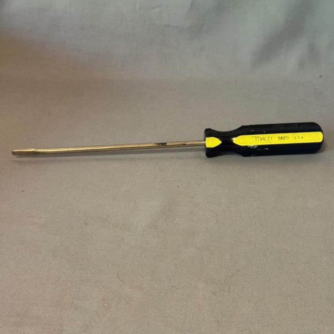 Vintage Tools Stanley Screwdriver Flat Head 9" Inch Yellow Black Screw ...