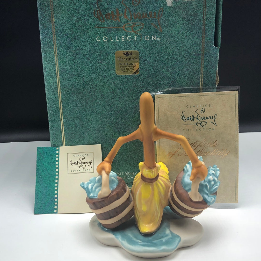 WDCC WALT DISNEY 1996 Vintage Porcelain Figurine Statue Sculpture Box ...