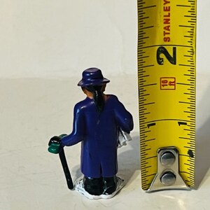 Homies Toy Figure Realm Vinyl Global Shop Lowrider Series 6 Tennishoe ...