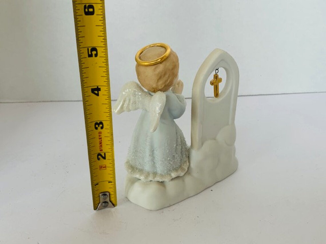 ENESCO ANGEL FIGURINE 1997 Heavenly Kingdom Jesus Loves Me - Etsy