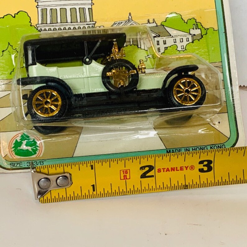 DIECAST VINTAGE CAR Toy Original Collectible Sealed Moc Truck Vtg Die ...