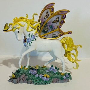 Unicorn Figurine Pegasus Hamilton Collection Flights Fancy Graceful ...