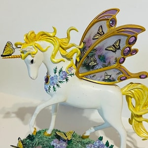 Unicorn Figurine Pegasus Hamilton Collection Flights Fancy Graceful ...
