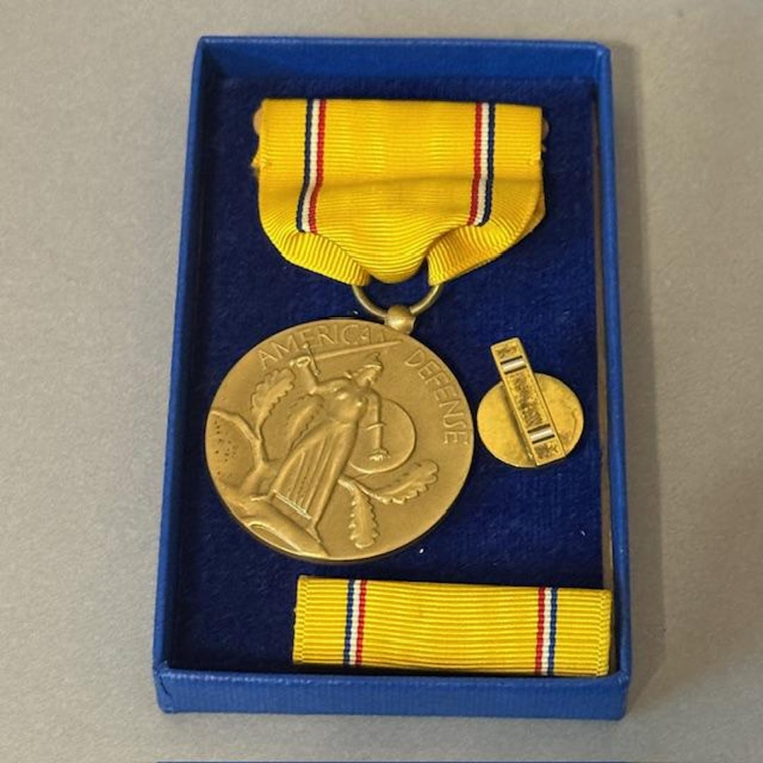 Vintage Military 1944 Medal Campaign WWII WW2 Pin Stripe American ...