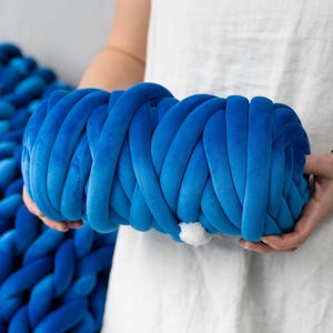 Chunky Velvet Yarn: Arm Knit Blanket, DIY Wall Art - Etsy