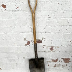 Gravedigger Shovel Movie Prop: PU Horror Weapon, 40 Inch (2 Piece) - Etsy