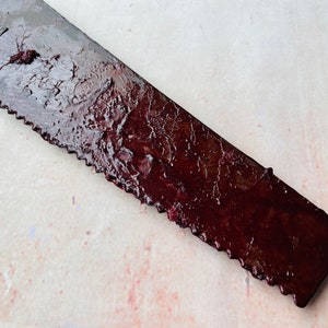 Customized Bloody Hand Saw Vintage Horror Movie Prop PU Hacksaw ...